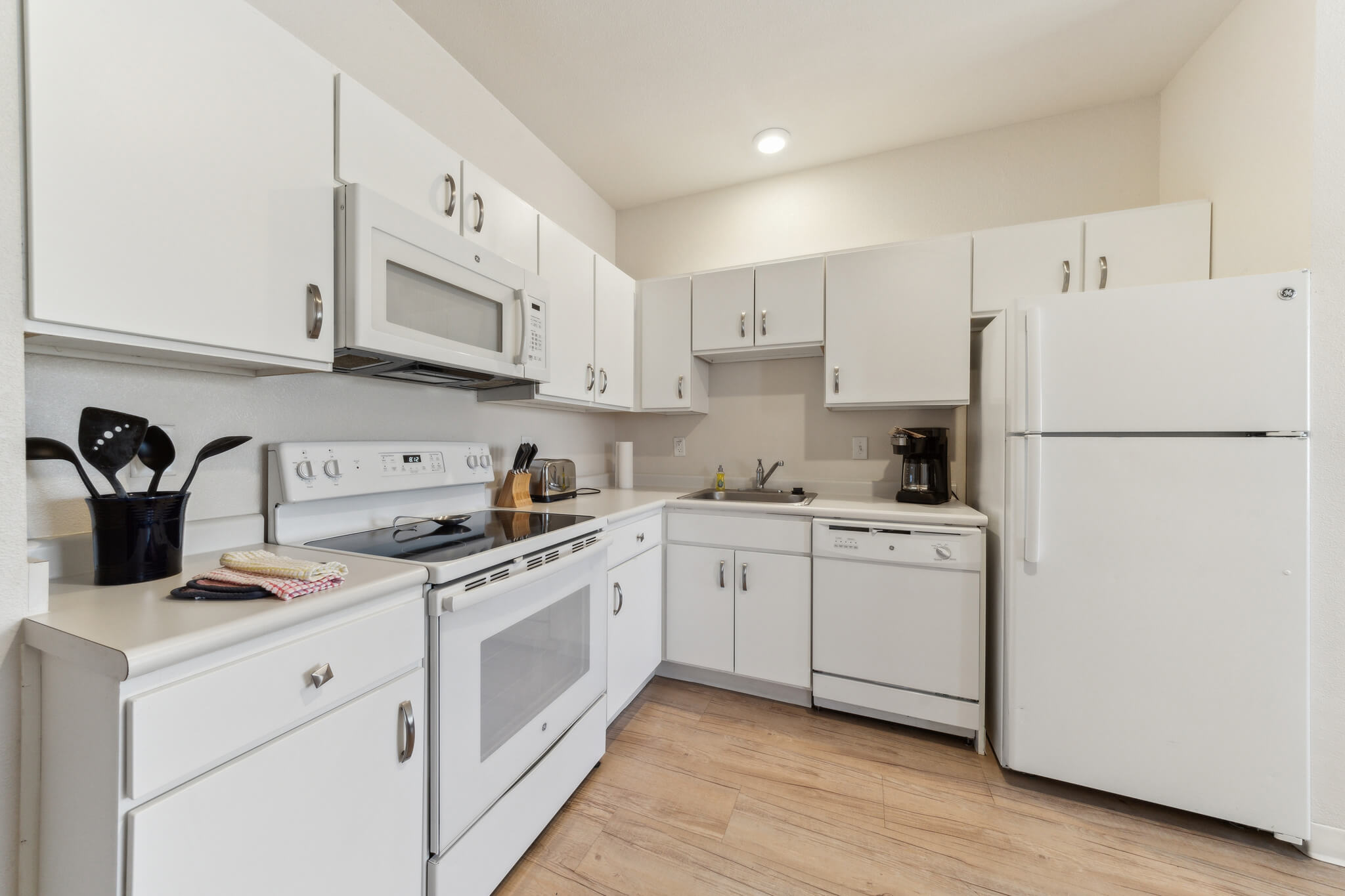 Simplicity at The Rim Apartments for Rent | San Antonio, TX
