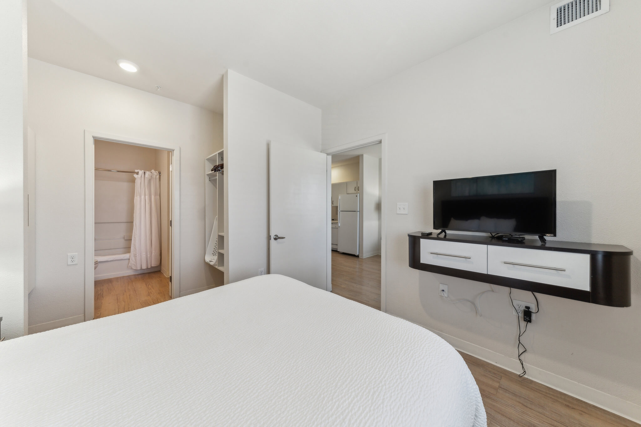 Simplicity at The Rim Apartments for Rent | San Antonio, TX